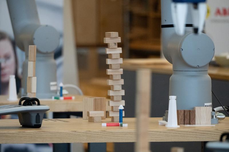 Collaboration Between Design And Automated Fabrication / ROB|ARCH 2024