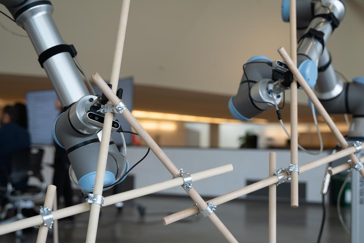 Collaborative Augmented Assembly / ROB|ARCH 2024